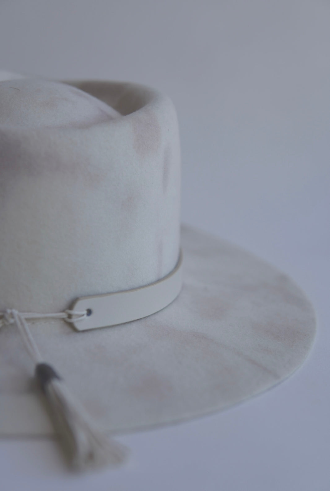ACCESSORIES | Hat Bands | Hat Chin Straps | Hat Carrying Bag ...